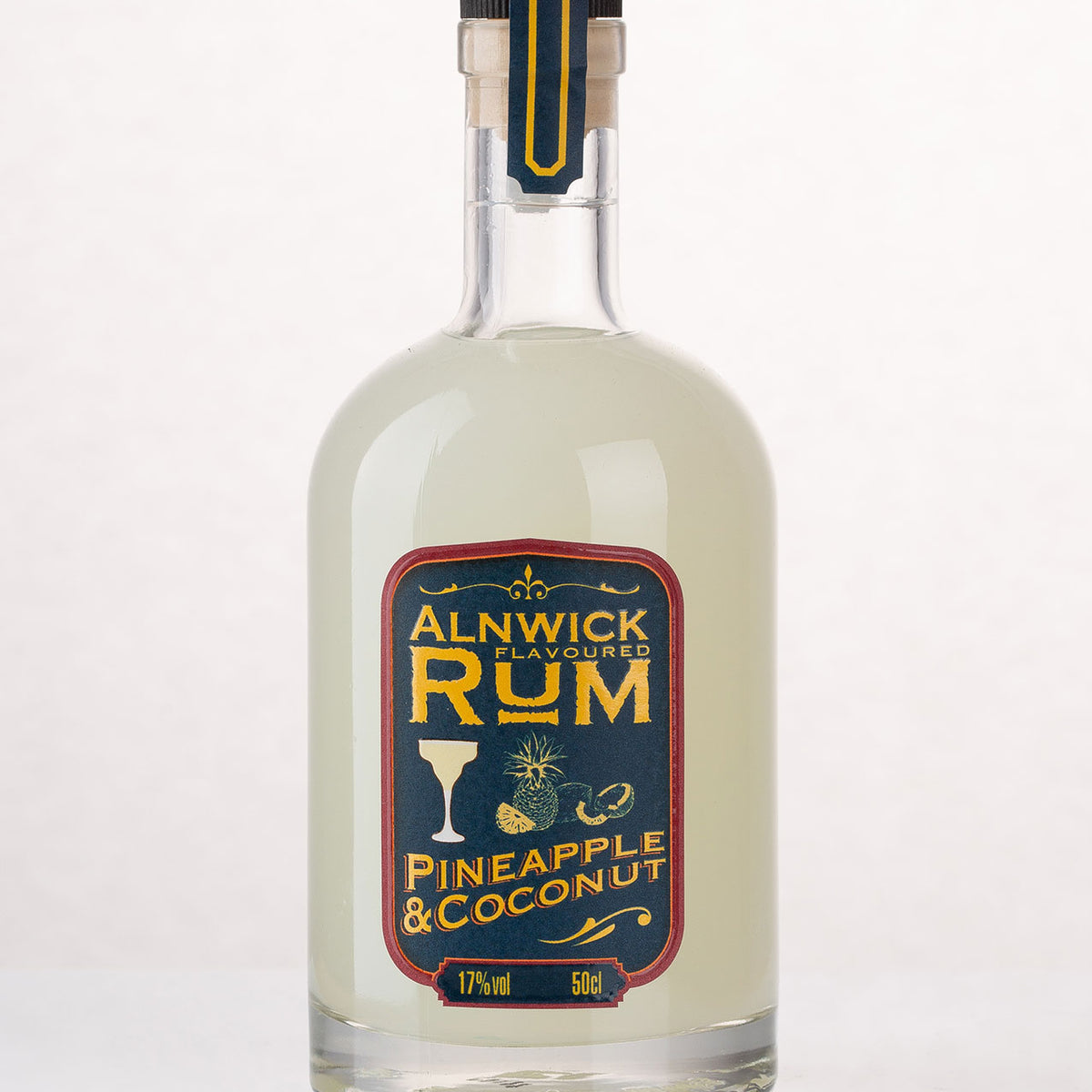 Alnwick Pineapple & Coconut Rum Liqueur | Northumbrian Gifts